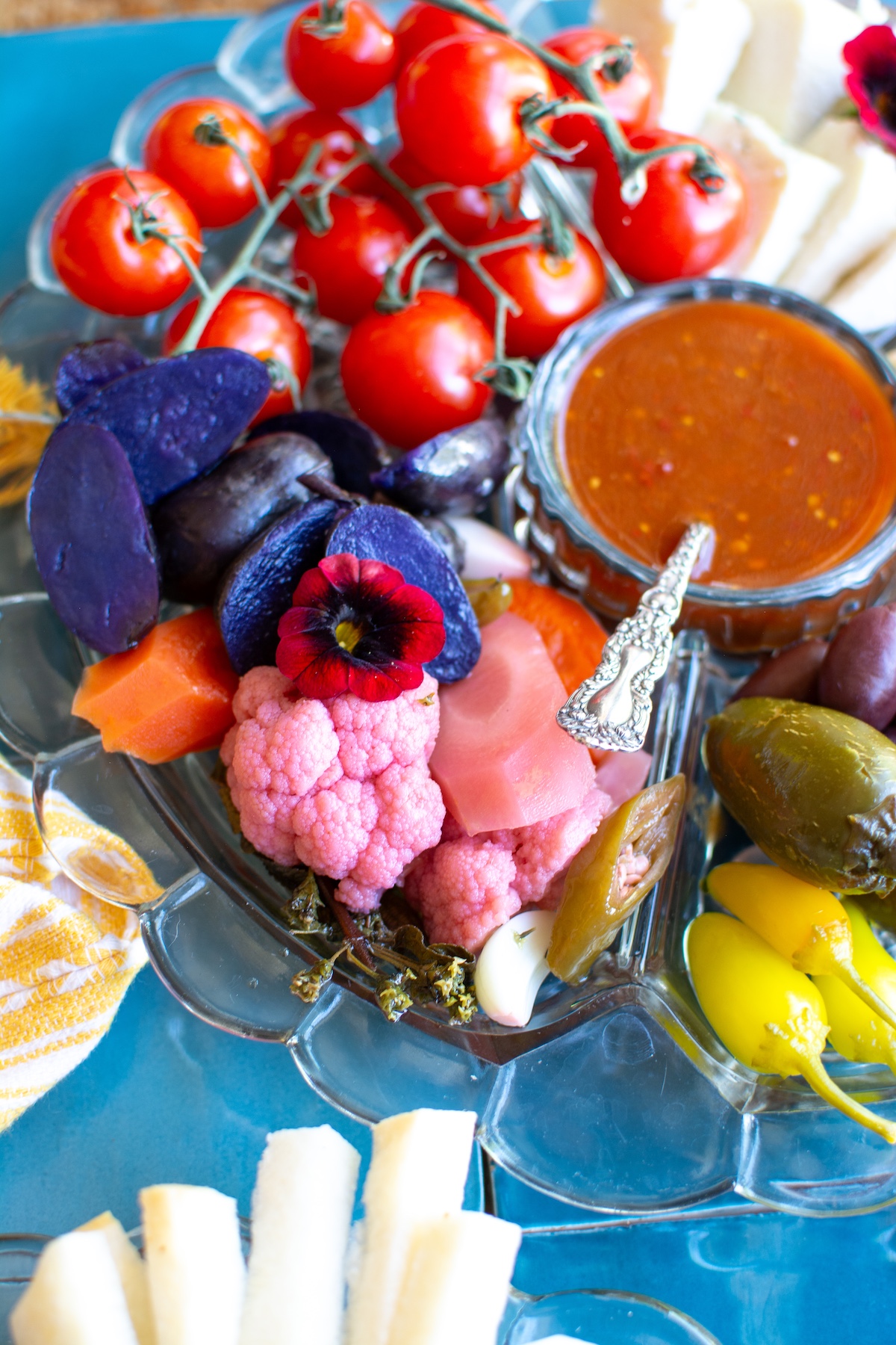 How To Make A Mexican-Inspired Relish Tray Recipe - ¡HOLA! JALAPEÑO
