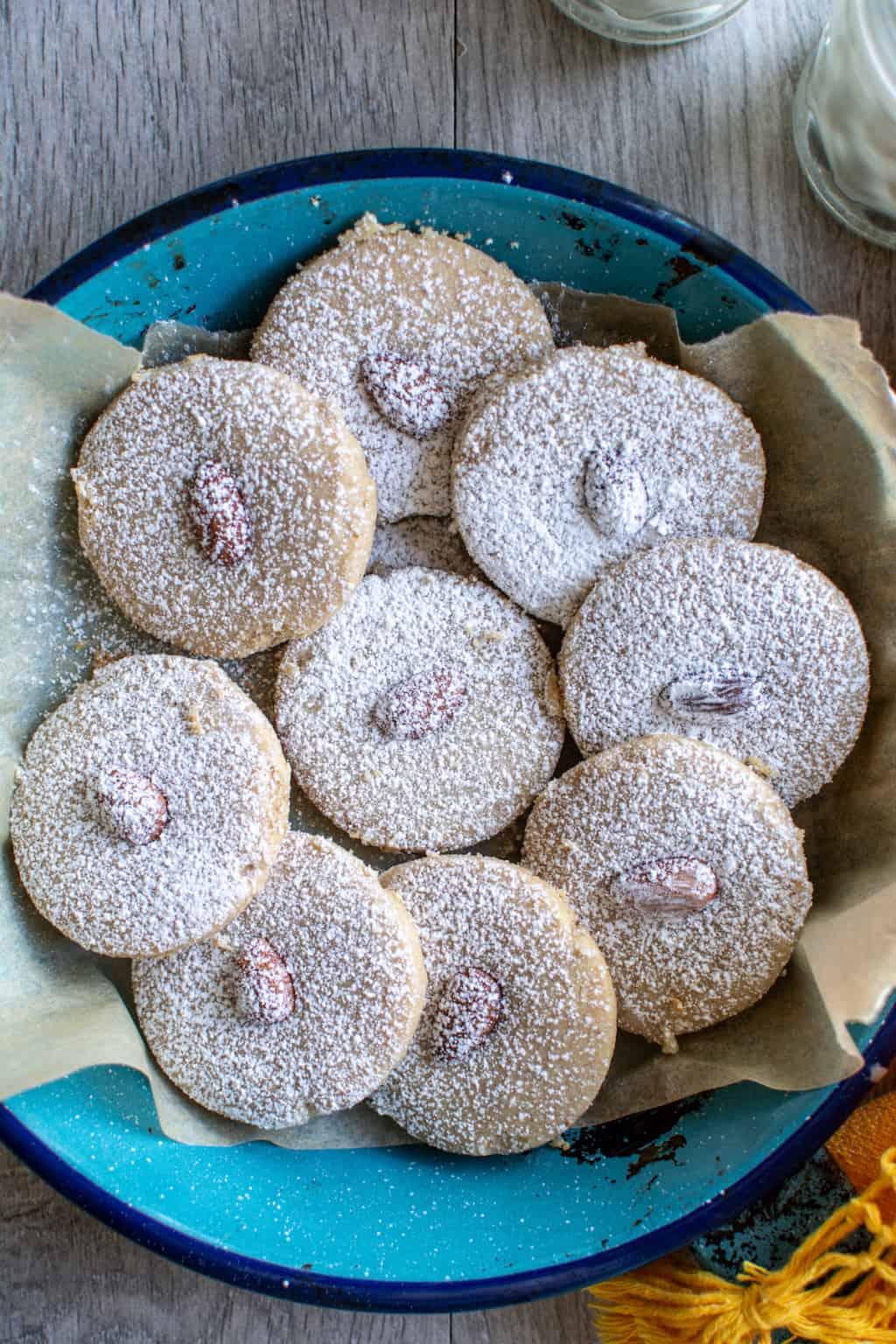 Almond Polvorosas: The Best Venezuelan Cookie Recipe - ¡HOLA! JALAPEÑO