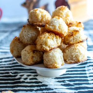 Super Easy Mexican Coconut Candy Recipe {Cocadas} - ¡HOLA! JALAPEÑO