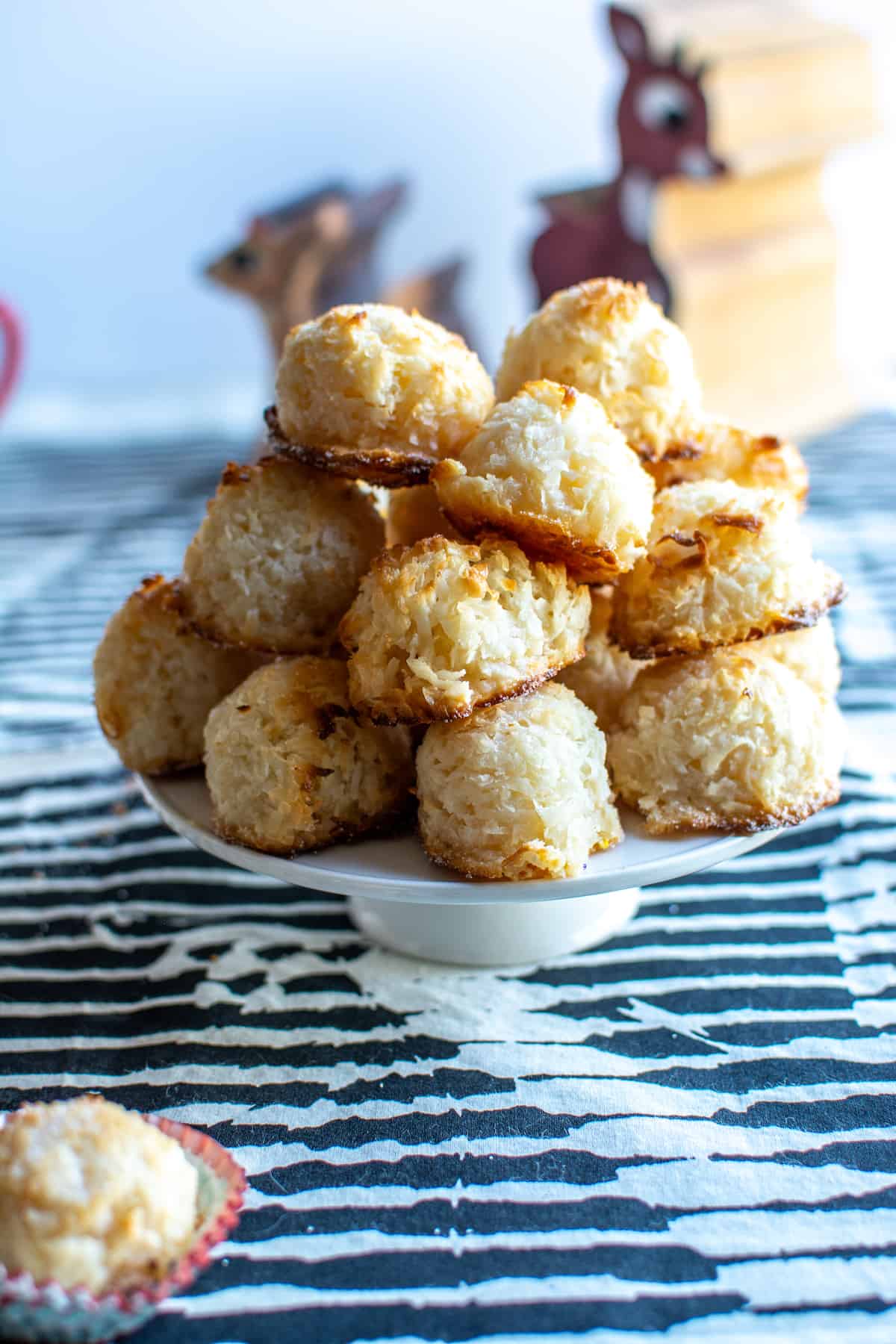 Super Easy Mexican Coconut Candy Recipe {Cocadas} - ¡HOLA! JALAPEÑO